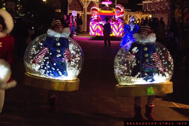 20 photos from all-new Rudolph’s Holly Jolly Christmas light parade at ...